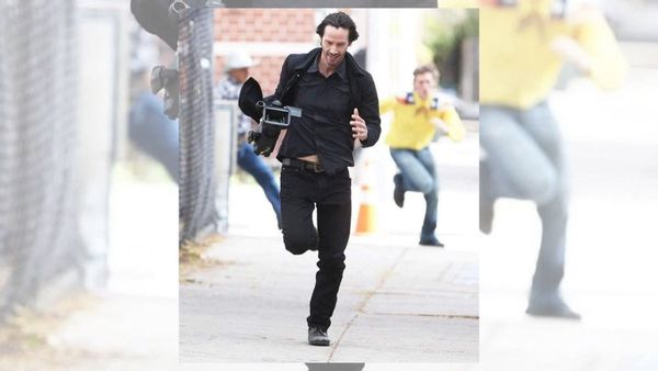 Authentic Photograph of Keanu Reeves Stealing Paparazzi Camera ... Authentic Photograph of Keanu Reeves Stealing Paparazzi Camera ...